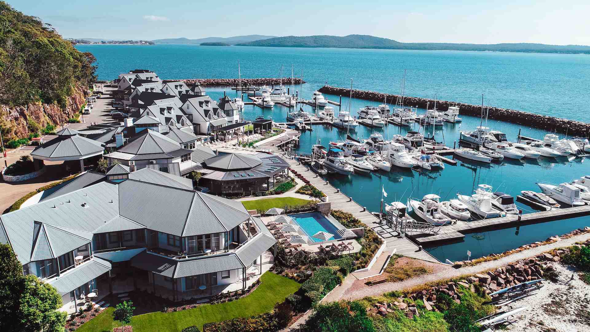 Travel Guide: The Anchorage, Port Stephens - A.H. Beard | Premium Sleep ...
